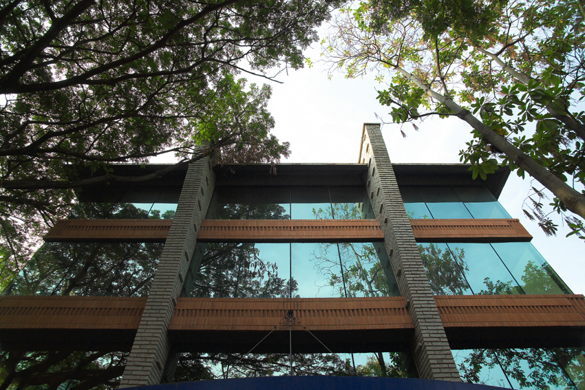 Shibanee + Kamal Architects | Total Environment Homes